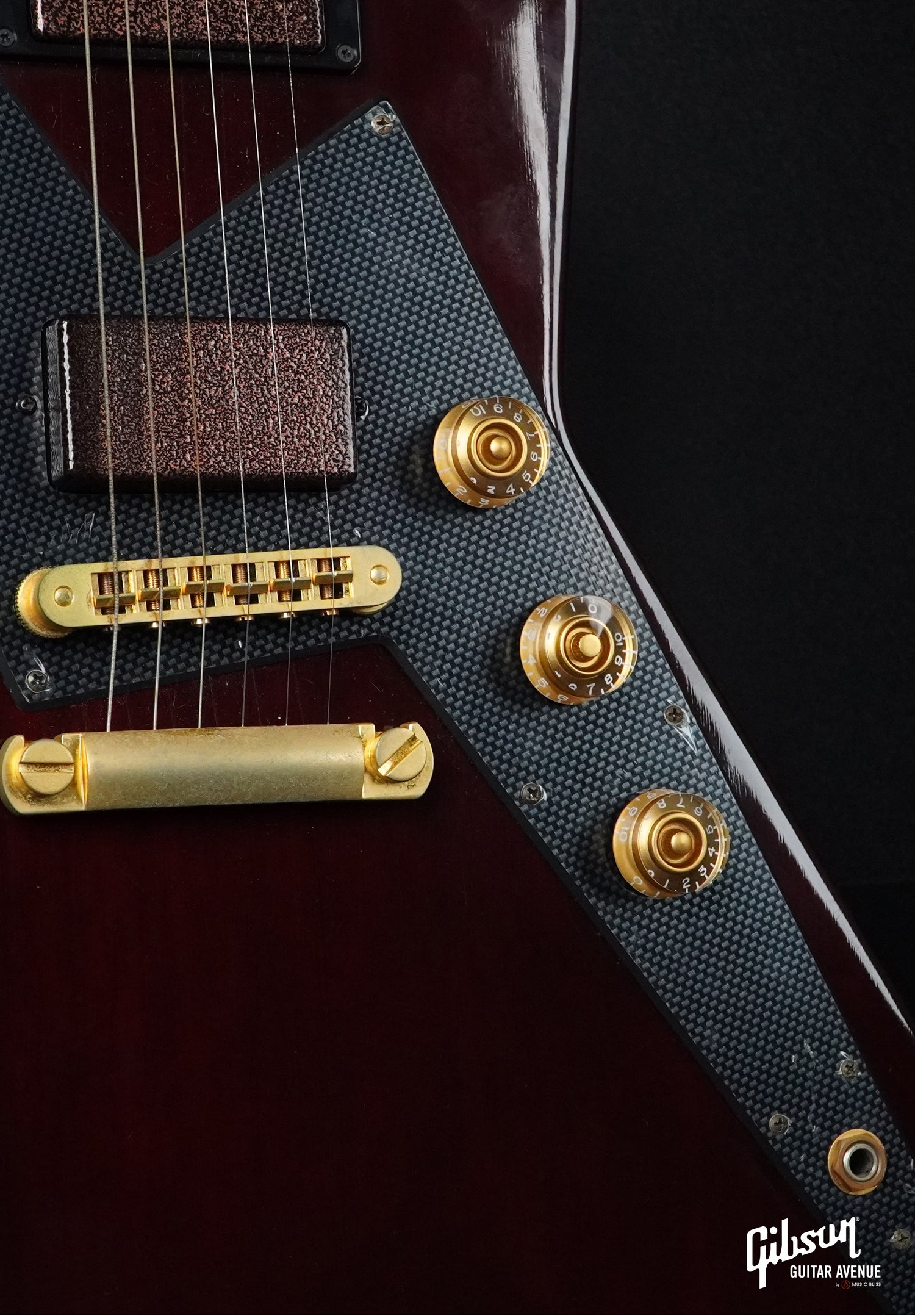 GIBSON REVERSE EXPLORER LIMITED RARE GUITAR OF THE MONTH 2008 ANTIQUE